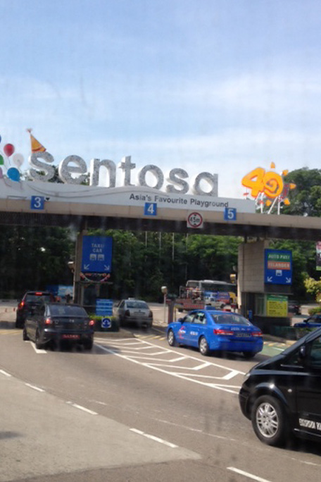 How to get to Sentosa