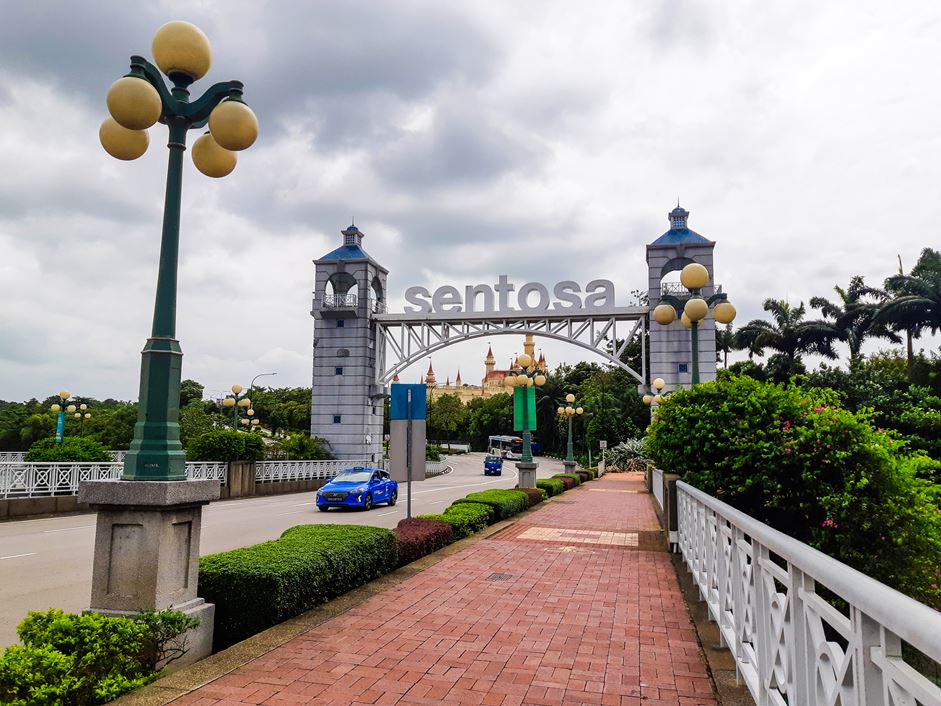 The ultimate guide to cycling around Sentosa