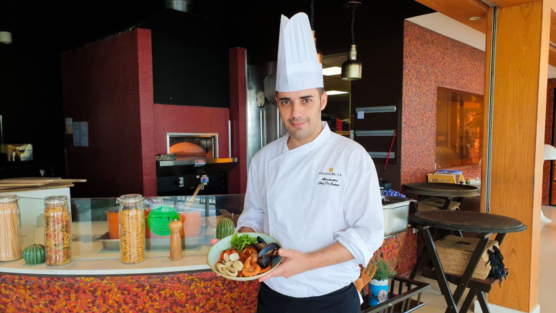 Chef Alessandro Delle Cave: Cooking original Italian food with love at ...