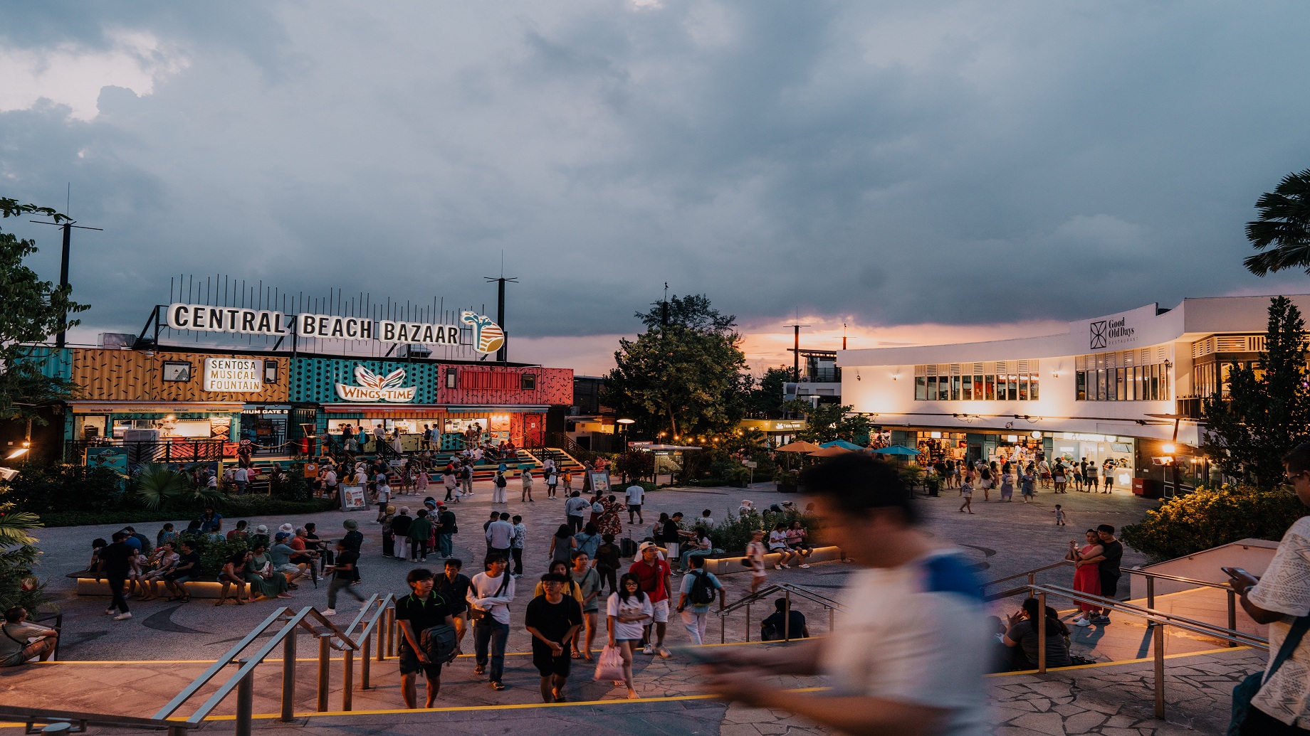 Bites by the Beach: Your Ultimate Guide to Eating Around Beach Station