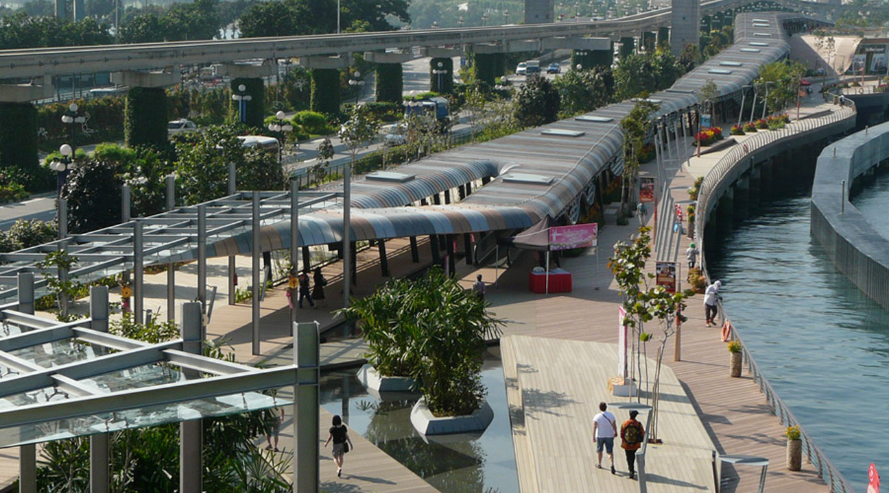 Elderly-friendly attractions and accessibility on Sentosa