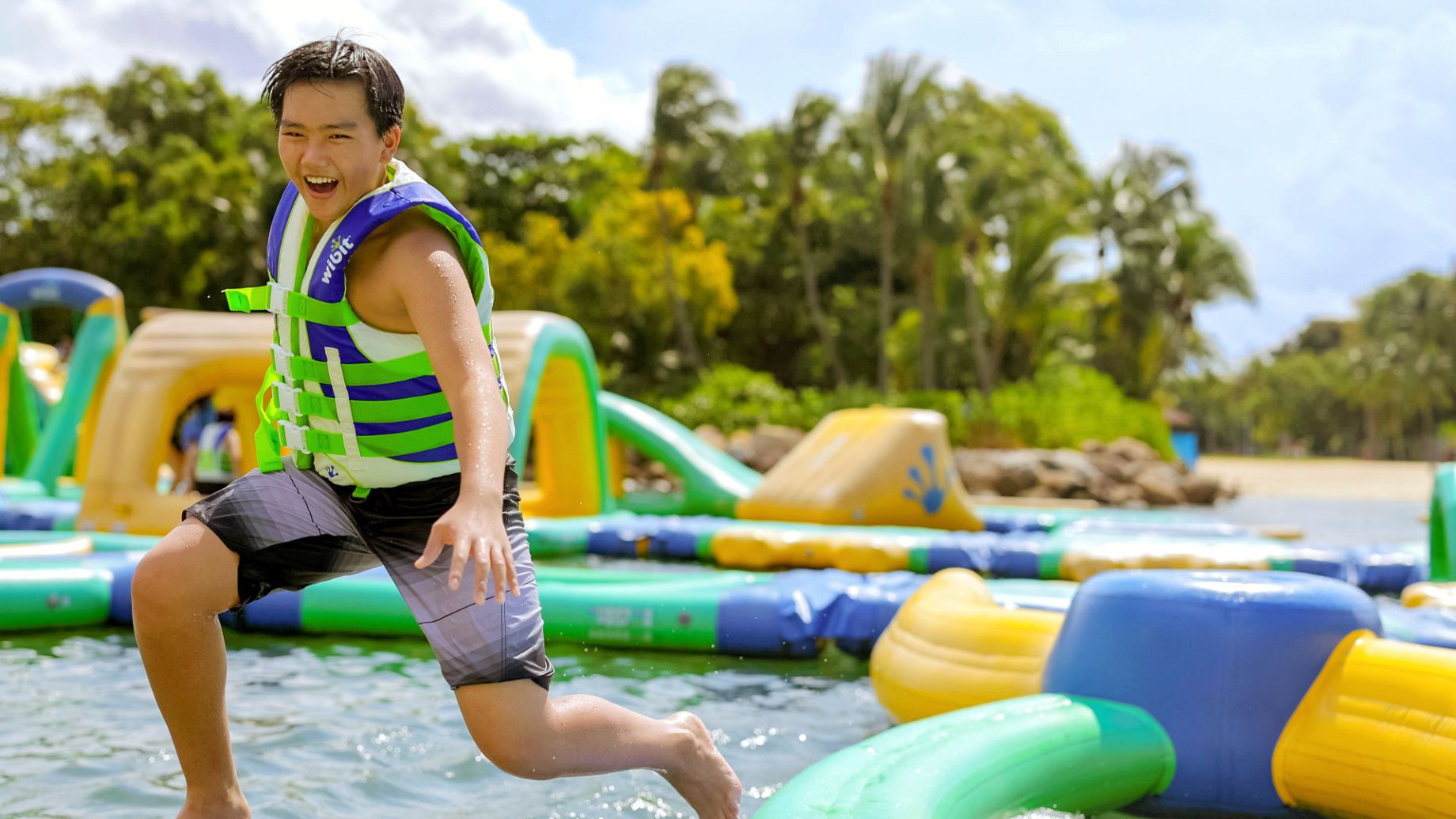 HydroDash Tickets | Sentosa Water Playground & Bouncy Castle