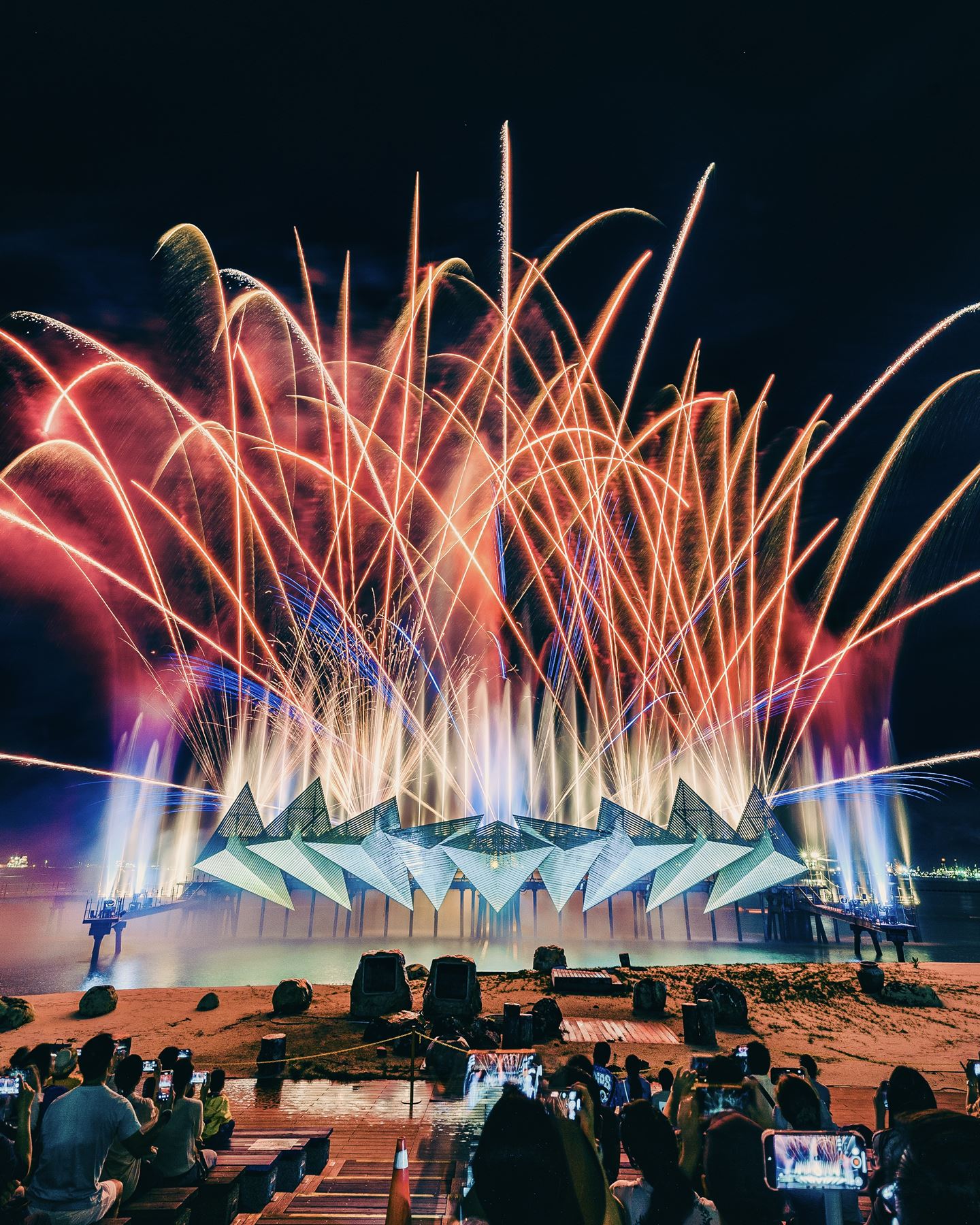 Wings of Time: Sentosa Fireworks & Light Show (Singapore)