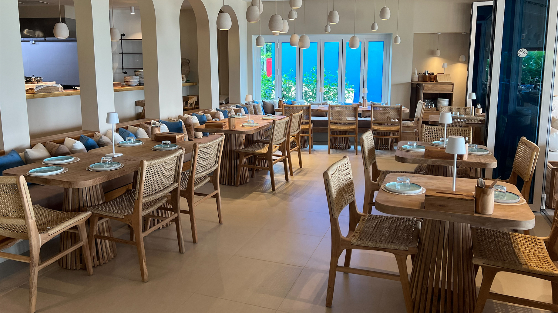 Blu Kouzina Sentosa: Authentic Greek Dining on Palawan Beach