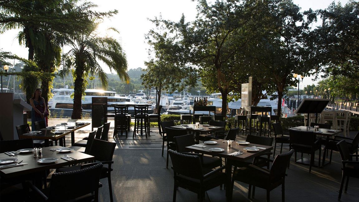 Two Chefs Bar | Sentosa