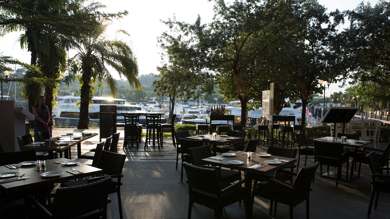 Two Chefs Bar | Sentosa